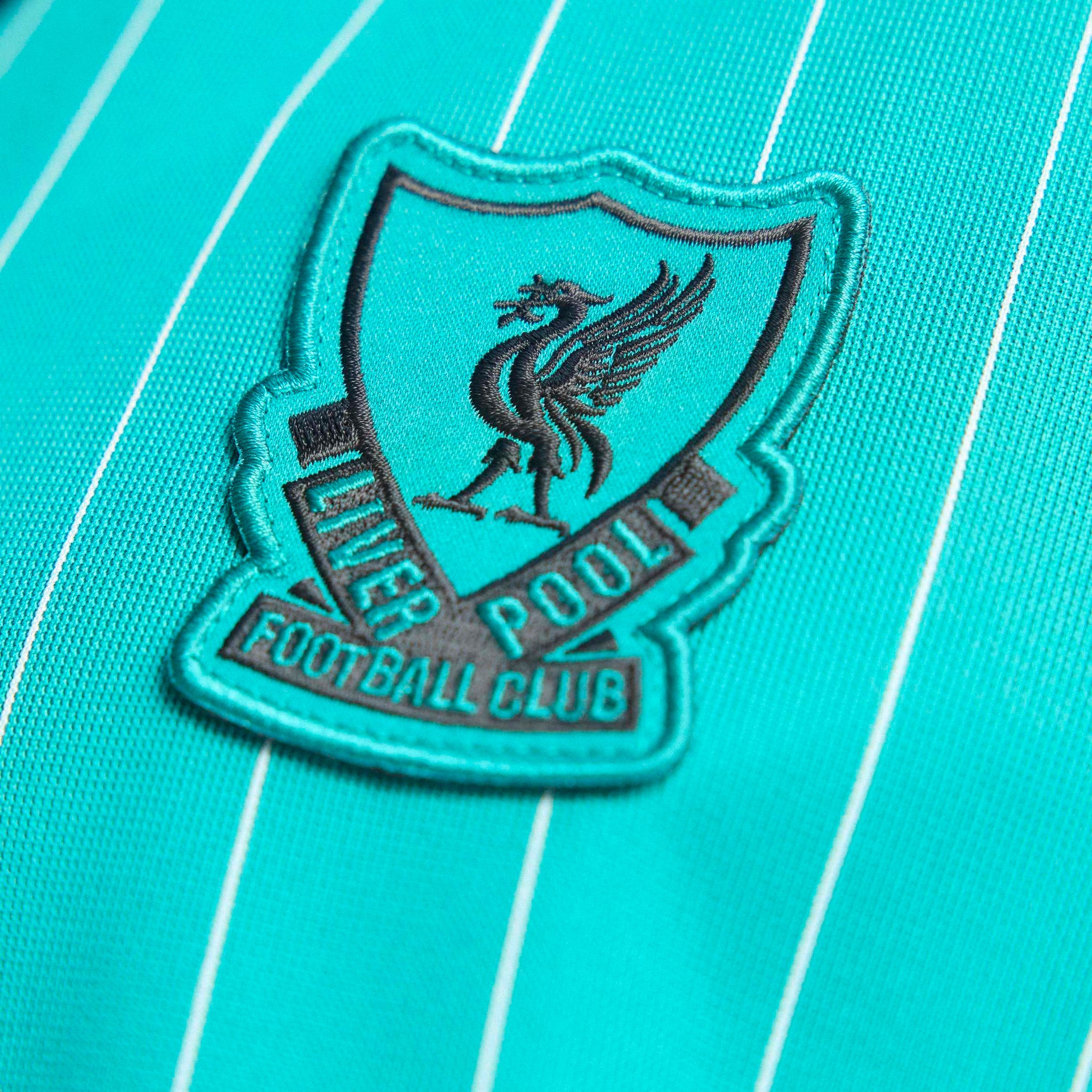 Liverpool Adult 2025/26 Icon Dress – Weston Corporation